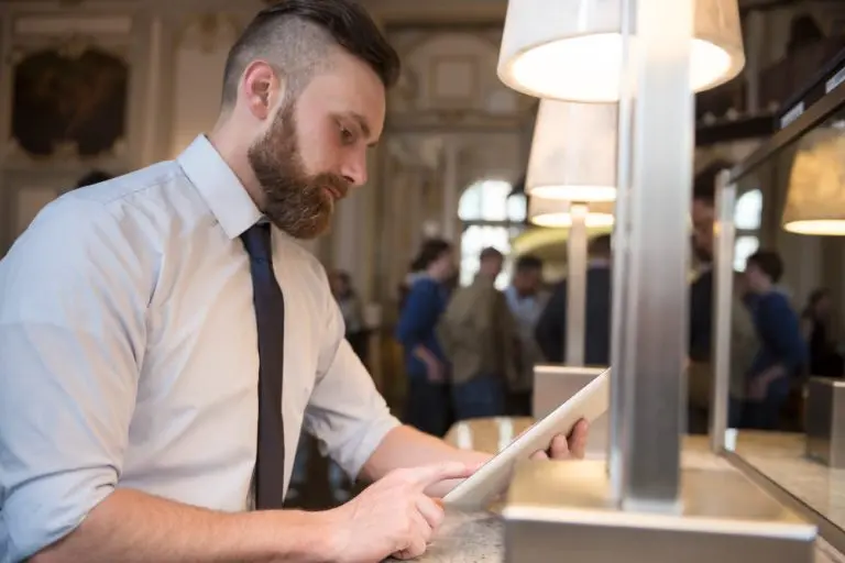 Tipos de software para gestión hotelera